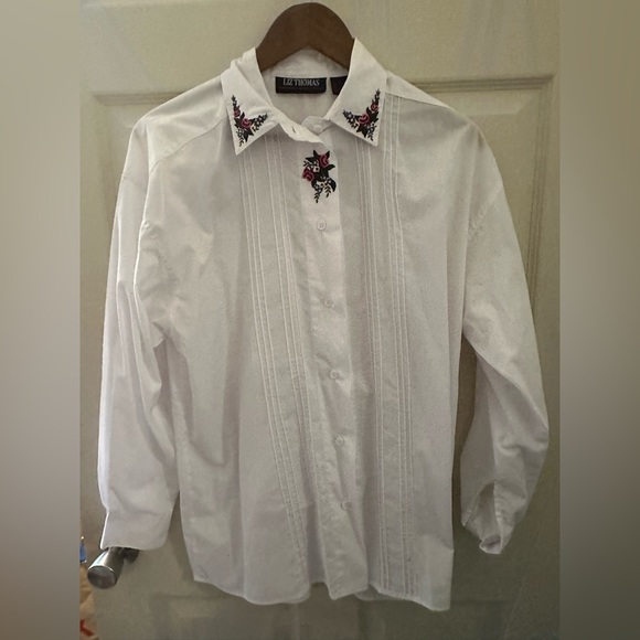 Tops | Vintage Floral Embroidered Button Down | Poshmark